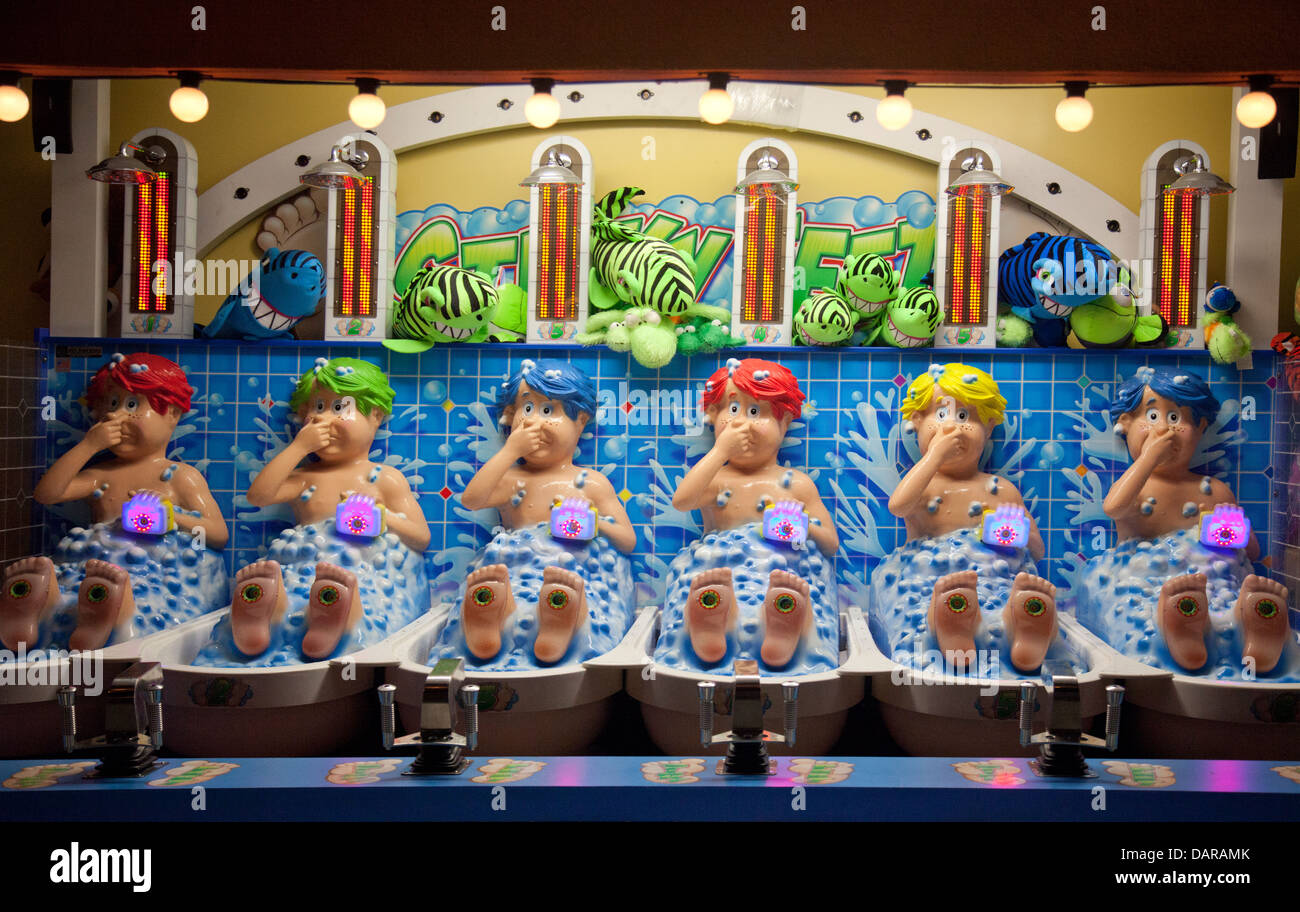 Boardwalk game water hi-res stock photography and images - Alamy