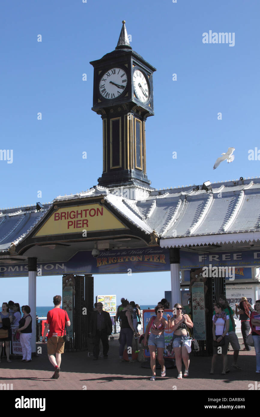 Entrance to Brighton Pier Sussex Stock Photo - Alamy