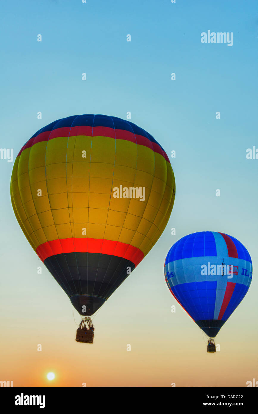 Hot air balloon rope hi-res stock photography and images - Alamy