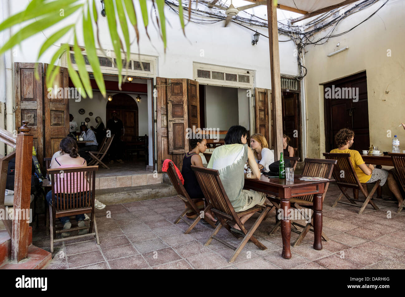 Internet cafe africa High Resolution Stock Photography and Images - Alamy