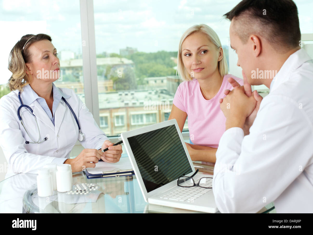 Two person method hi-res stock photography and images - Alamy