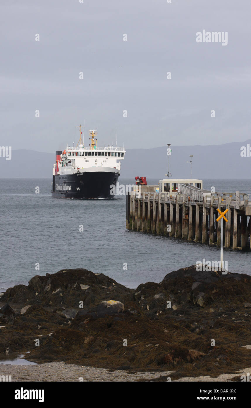 Colonsay Pier High Resolution Stock Photography and Images - Alamy