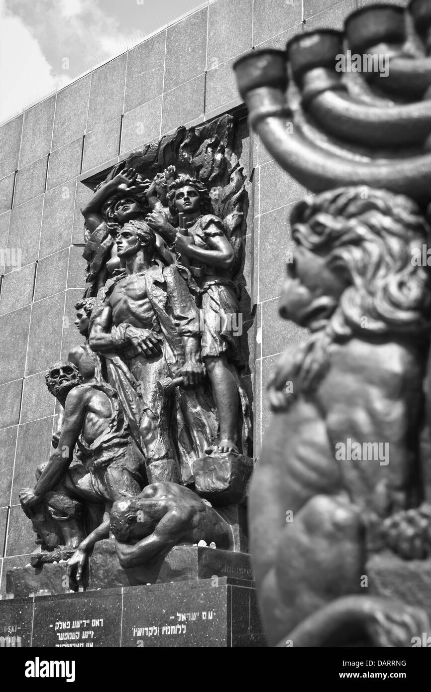 Monument to the Ghetto Heroes in Warsaw, Poland Stock Photo - Alamy