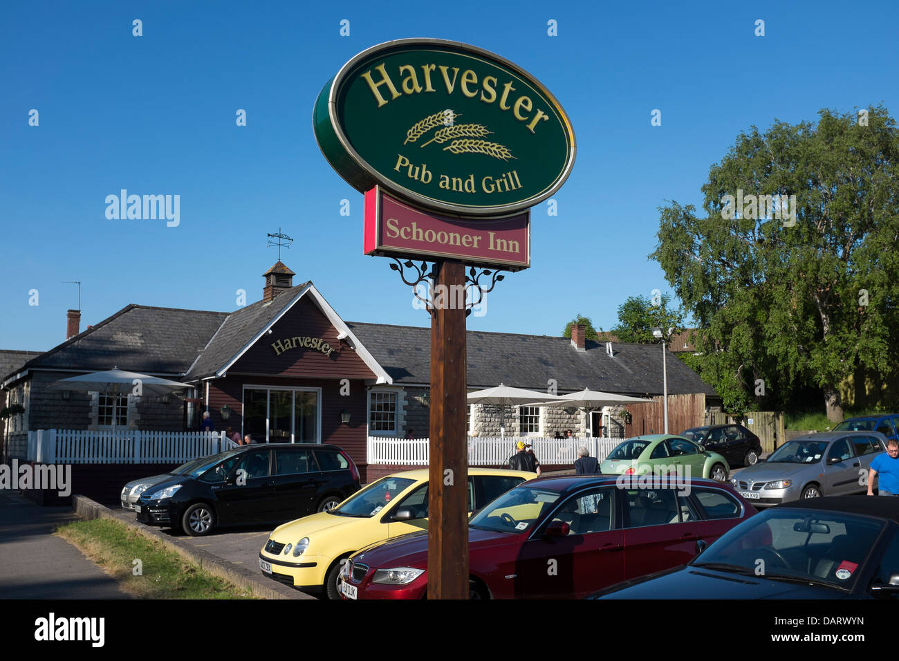 Harvester restaurant hi-res stock photography and images - Alamy