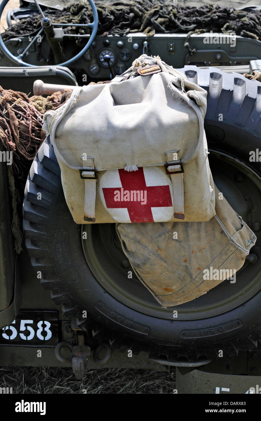 Army medic ww2 hi-res stock photography and images - Alamy