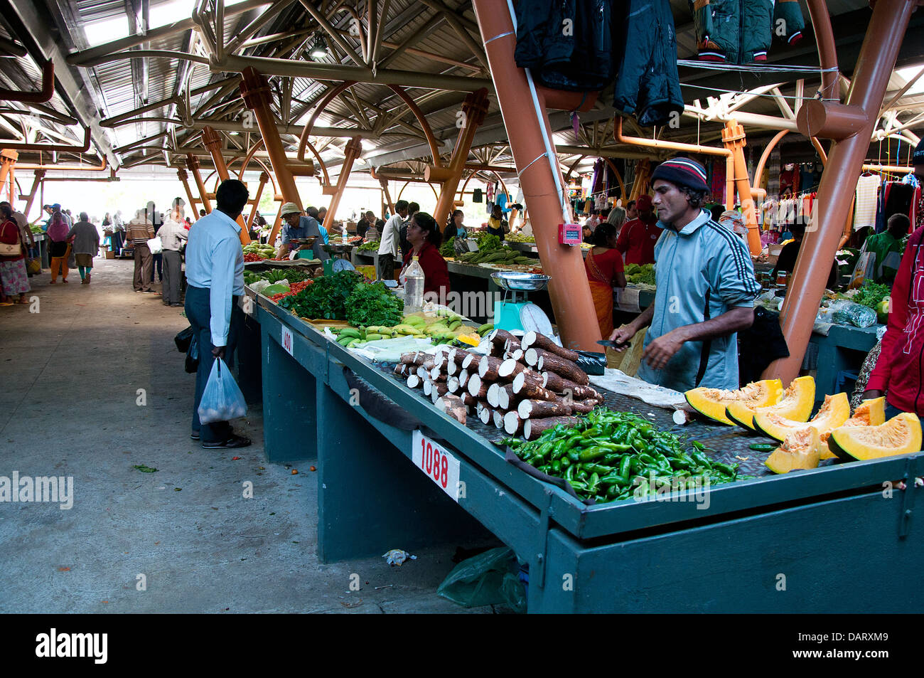 Fresh vegetables on the Mauritian local market in Flacq Stock Photo - Alamy