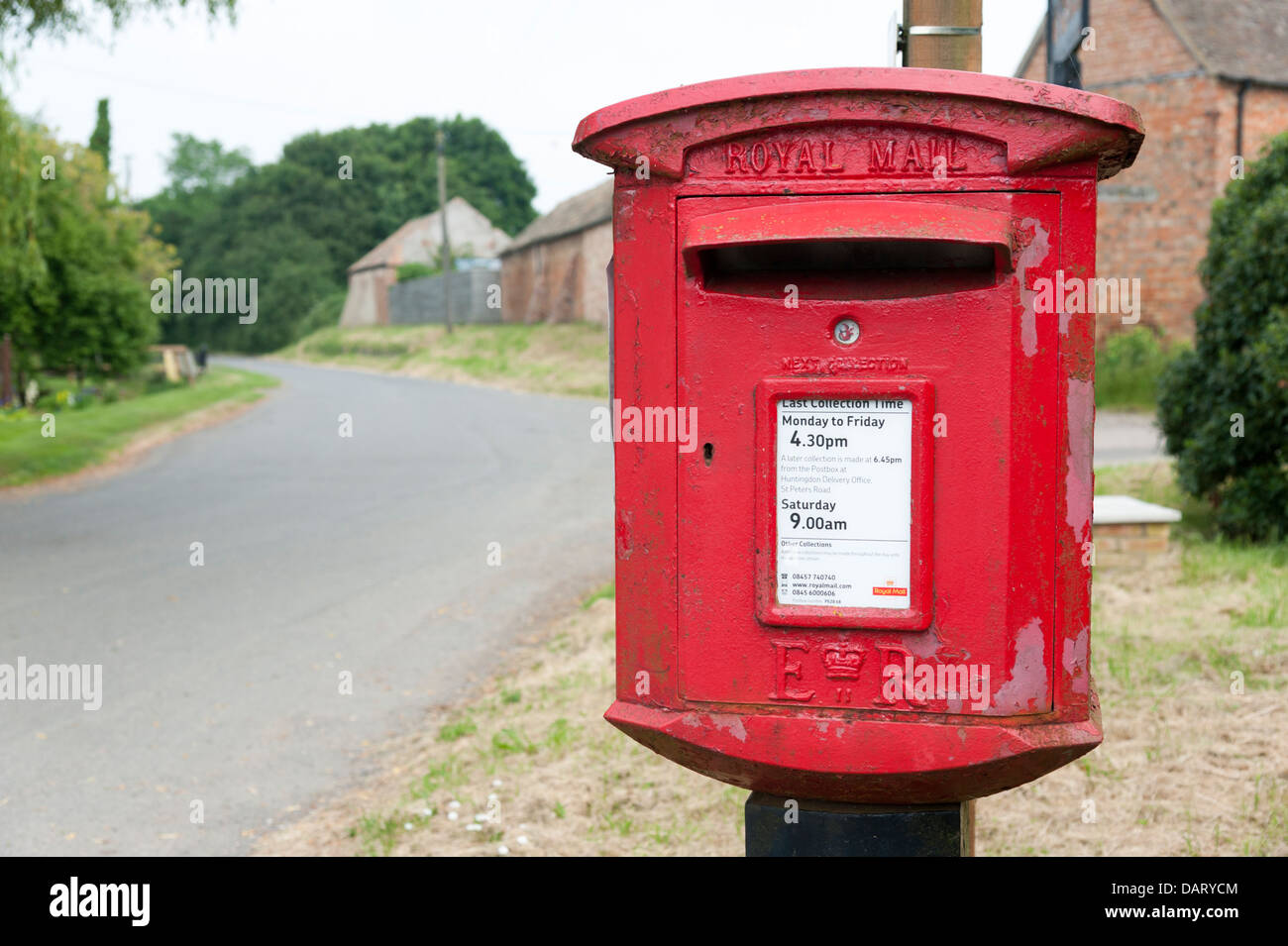 Er post box hi-res stock photography and images - Alamy