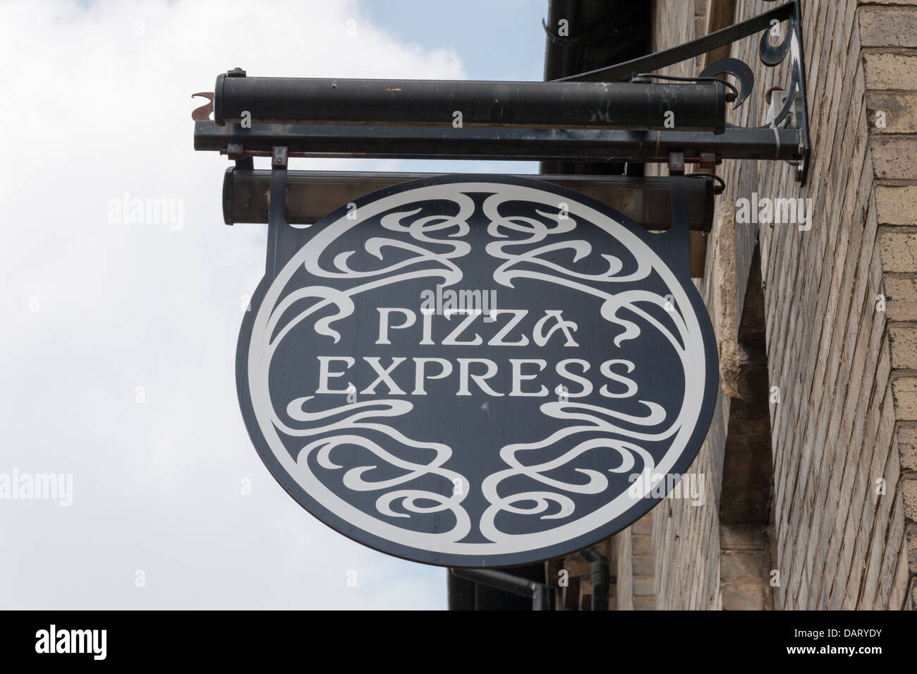Pizza express logo hi-res stock photography and images - Alamy