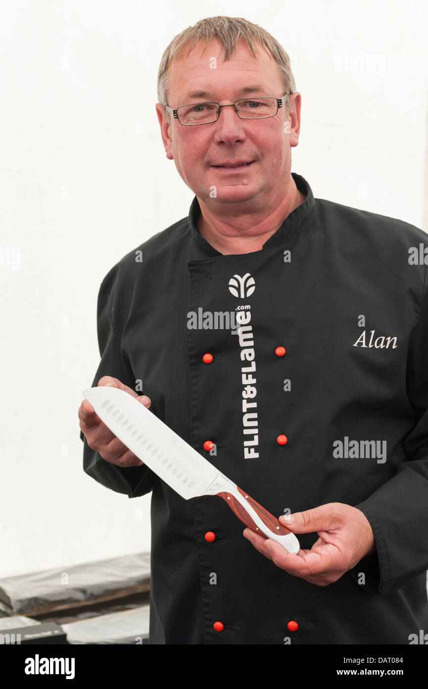 Flint knife hi-res stock photography and images - Alamy