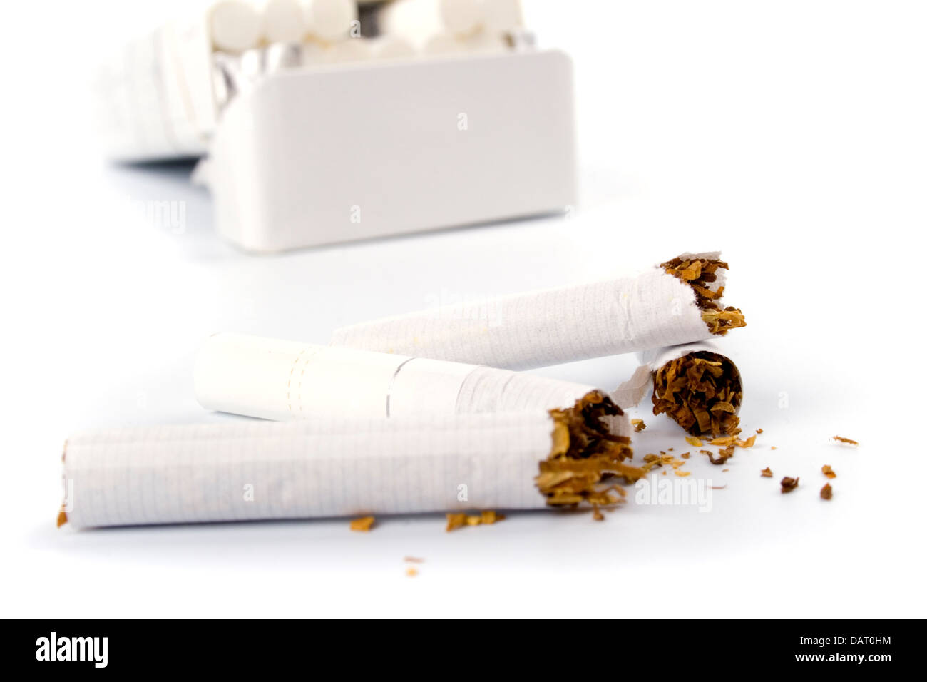 Snap cigarette hi-res stock photography and images - Alamy