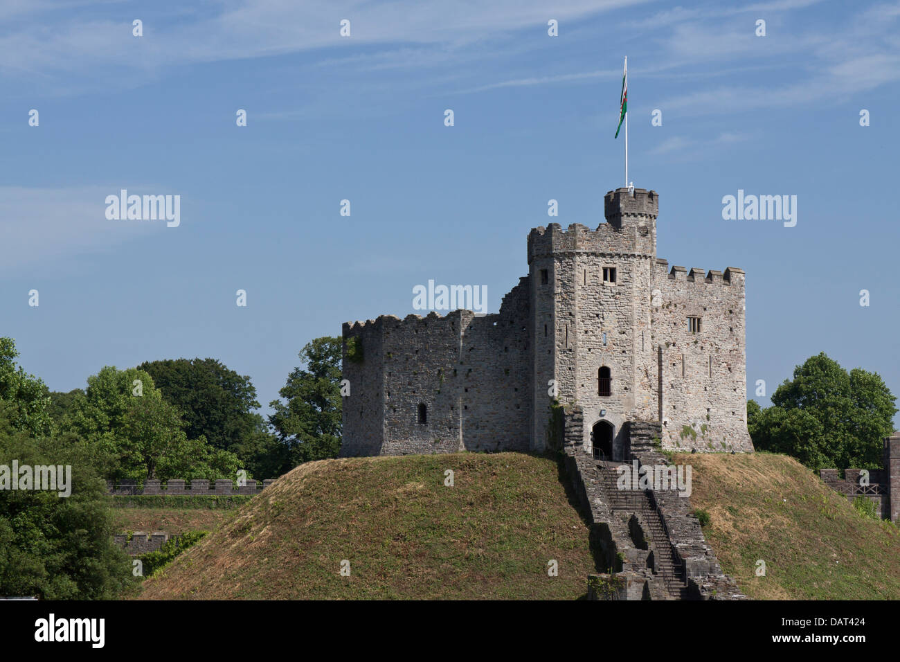 Medieval keep cardiff castle hi-res stock photography and images - Alamy
