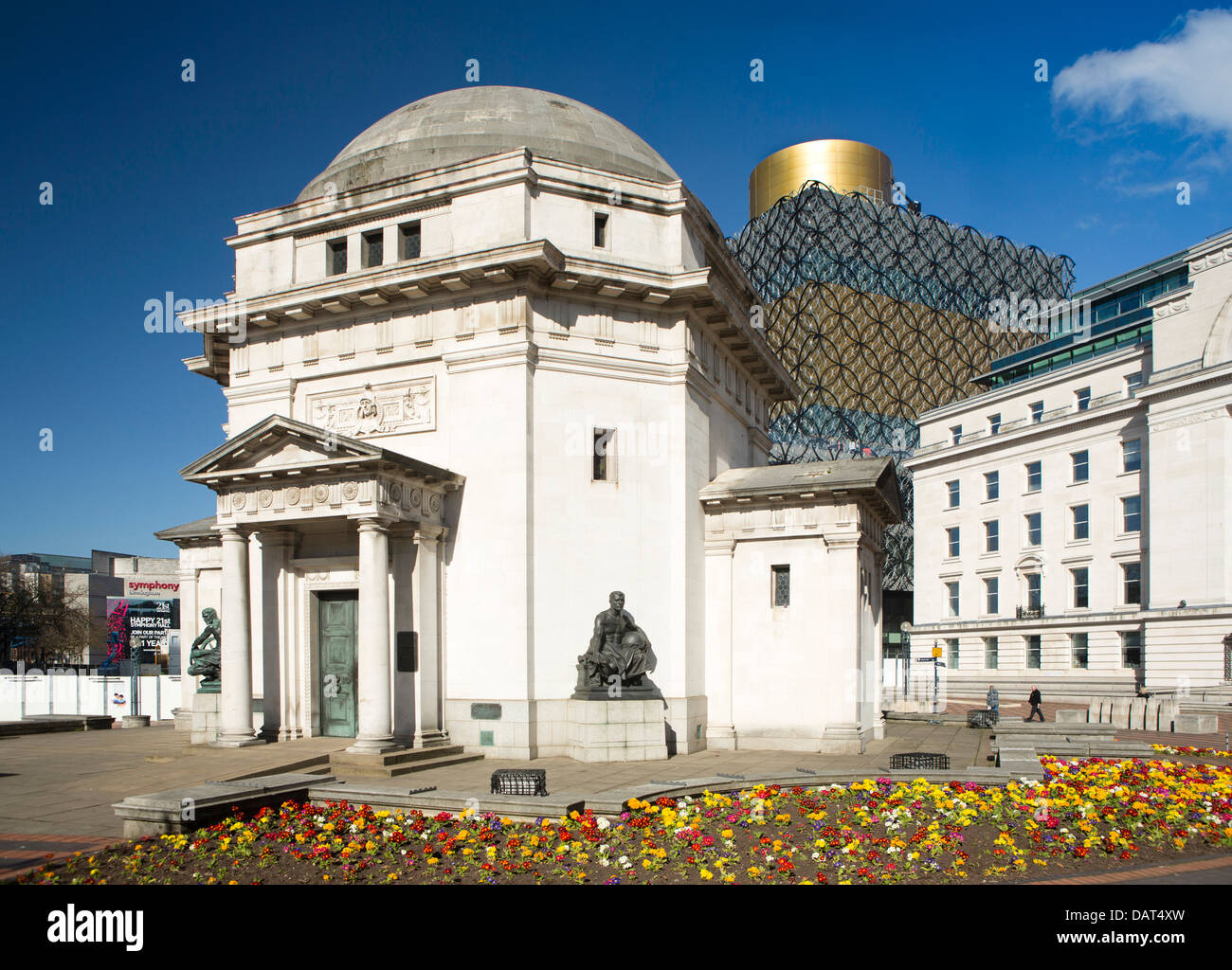 UK, England, Birmingham, Centenary Square, Hall of Memory War Memorial and New Library Stock ...