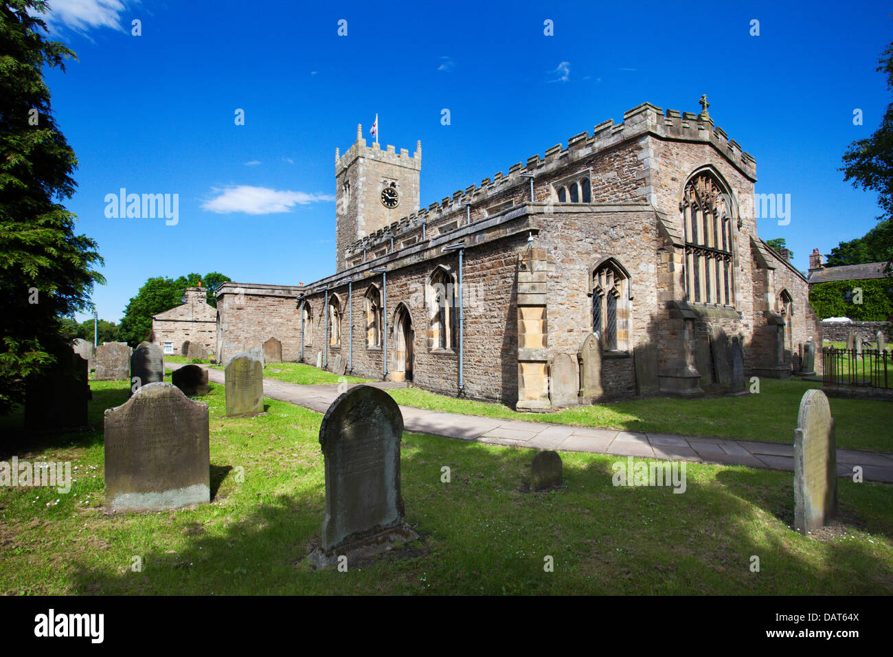St Oswalds Church at Askrigg in Wensleydale Yorkshire Dales England ...