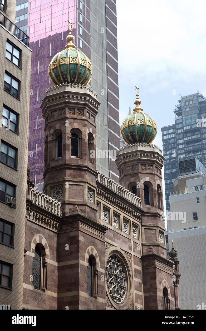 Central Synagogue in Manhattan, New York City Stock Photo - Alamy