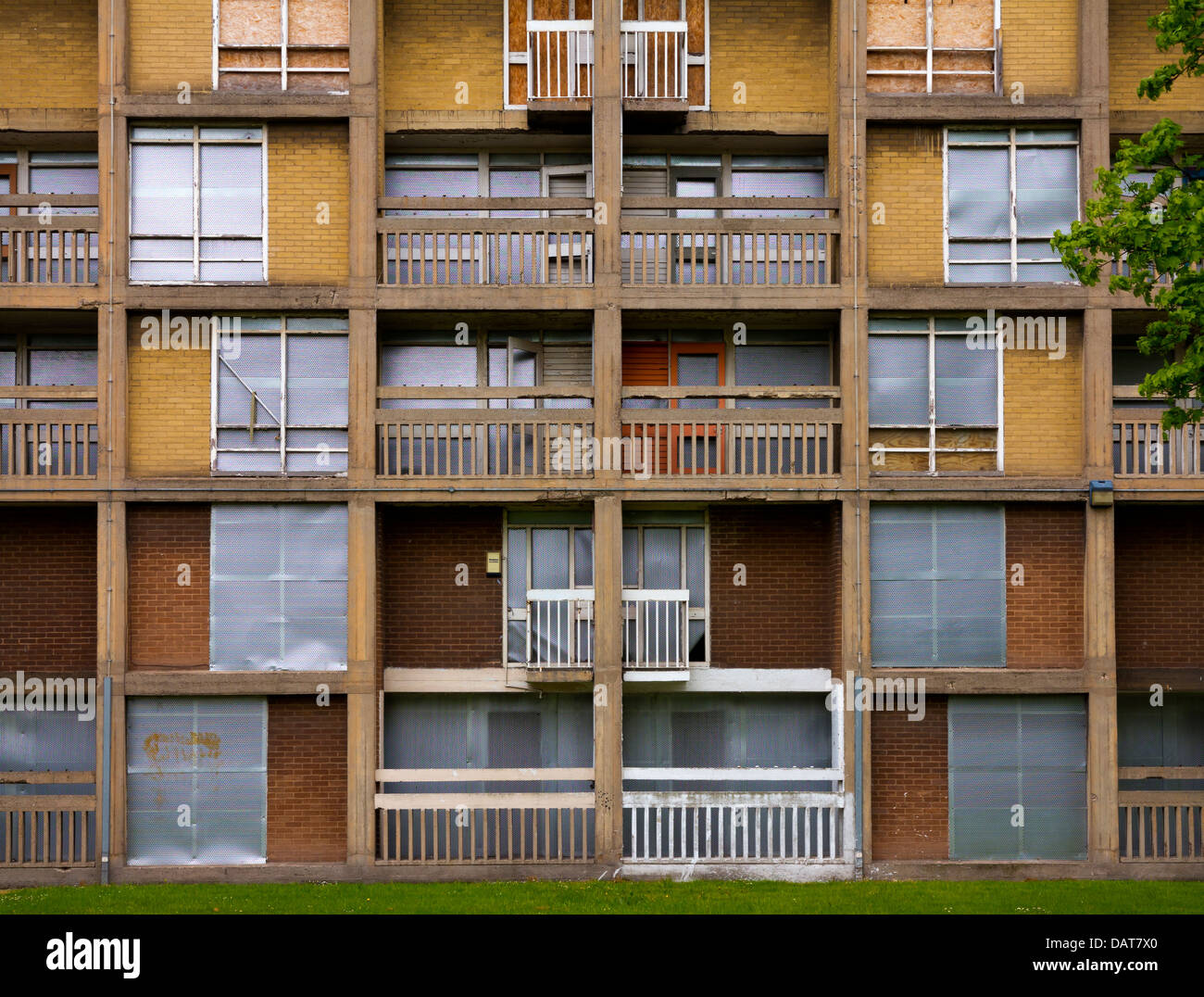 Boarded up windows at Park Hill flats Sheffield England UK a listed ...