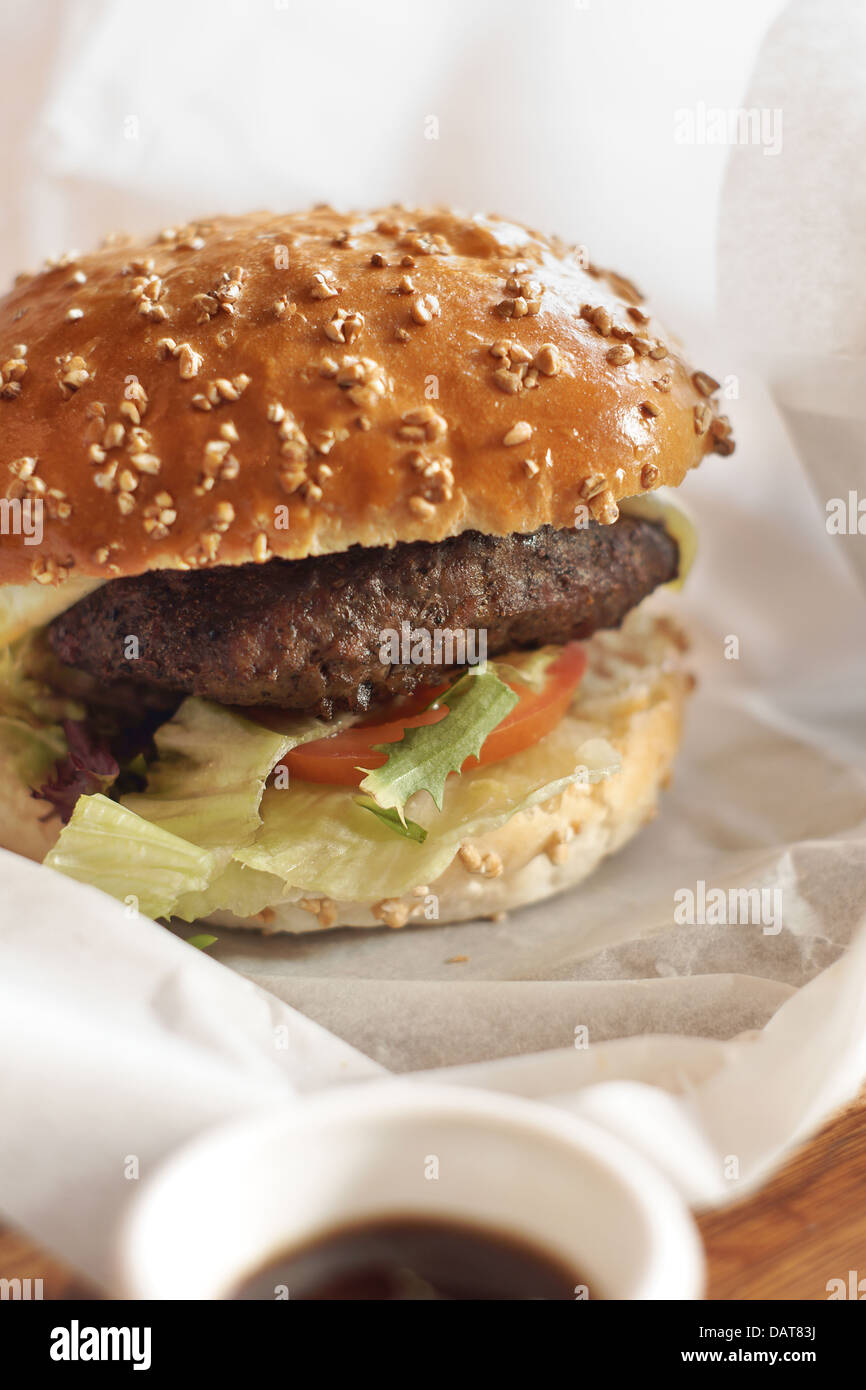Classic beef burger in bun hi-res stock photography and images - Alamy