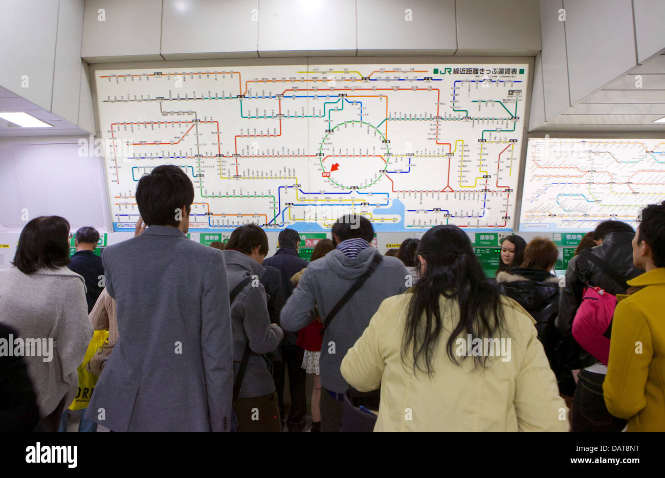 Tokyo metro map hi-res stock photography and images - Alamy