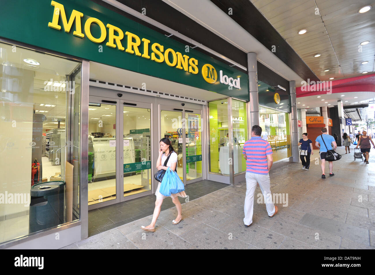 Morrisons local hi-res stock photography and images - Alamy