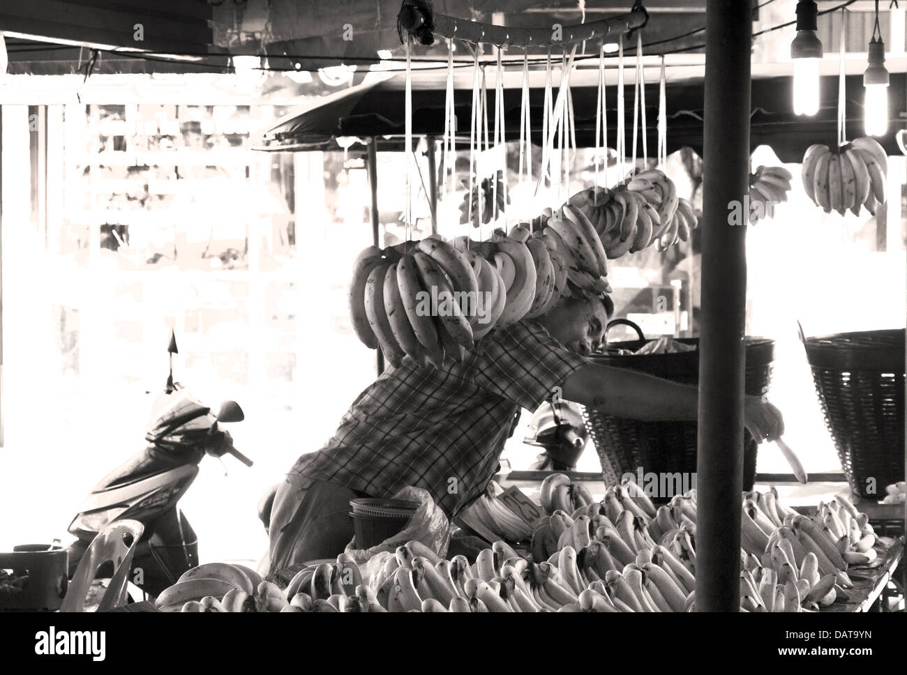 Man giving banana fruit hi-res stock photography and images - Alamy