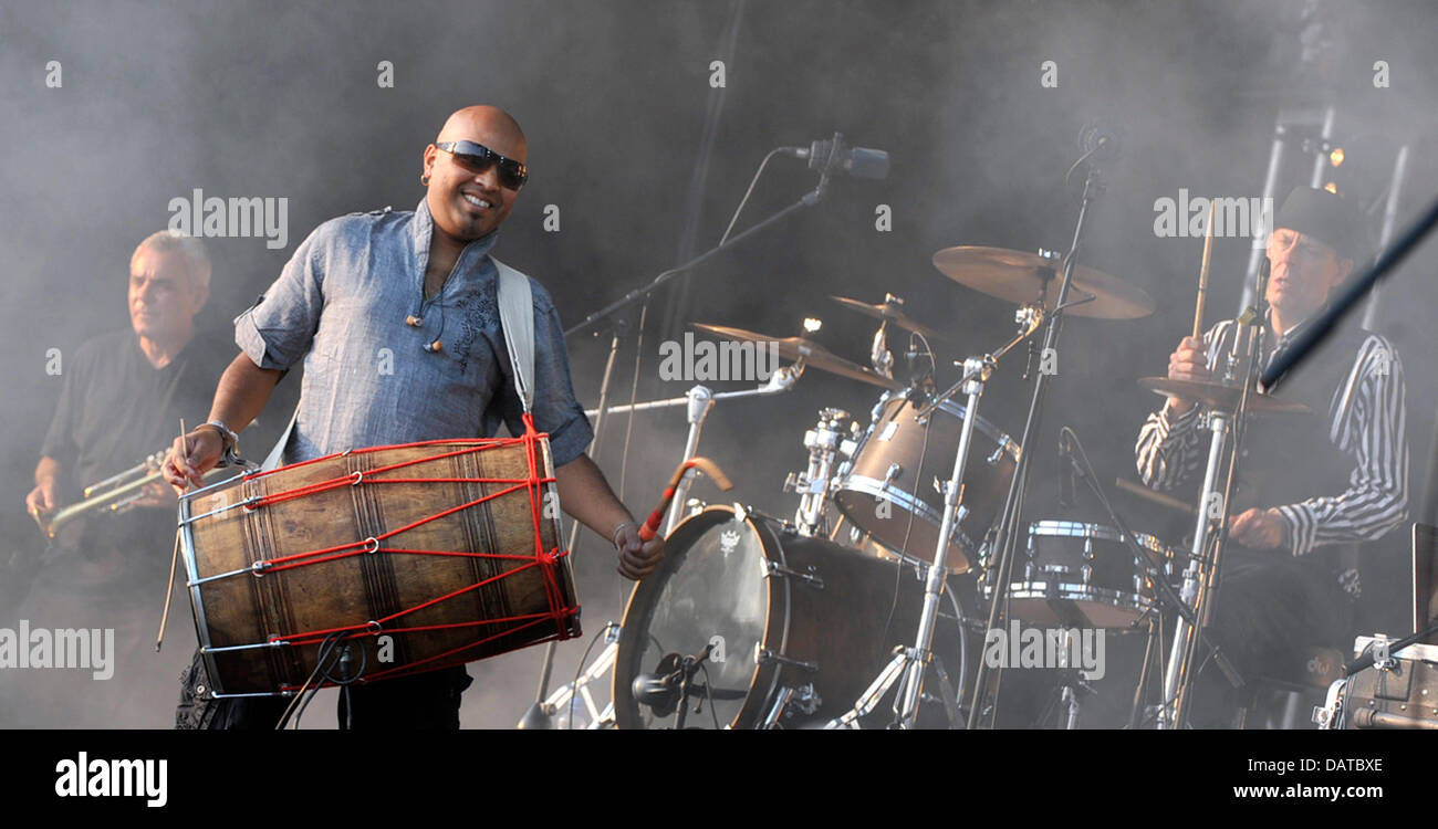 Ostrava, Czech Republic. 18th July, 2013. Italian reggae singer Mama ...