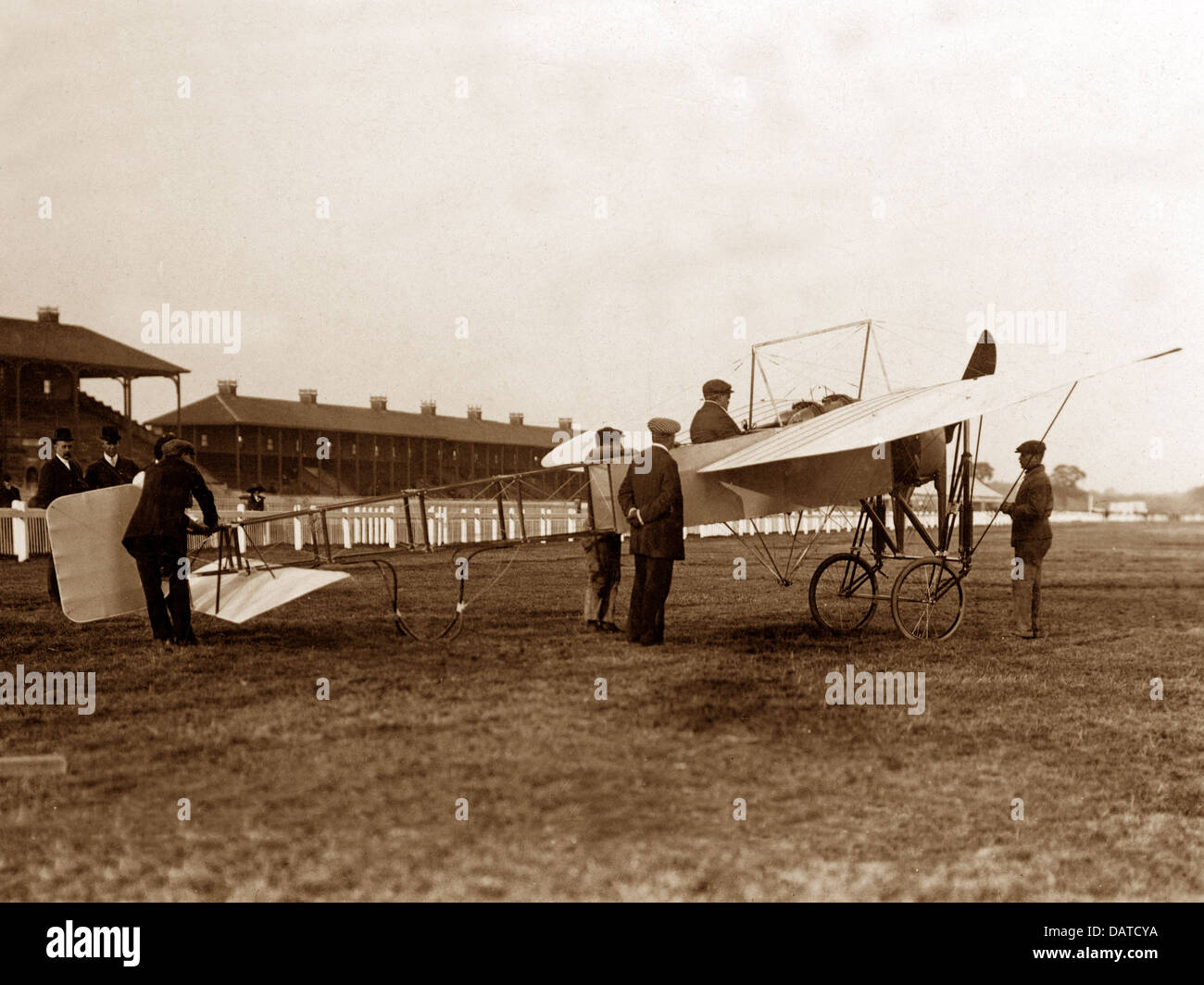 Doncaster Race Course First Aviation Meeting in October 1909 - Paul de ...