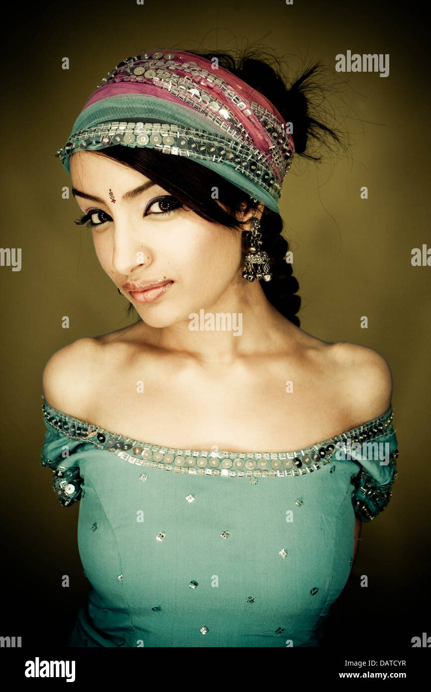 beautiful indian girl Stock Photo - Alamy