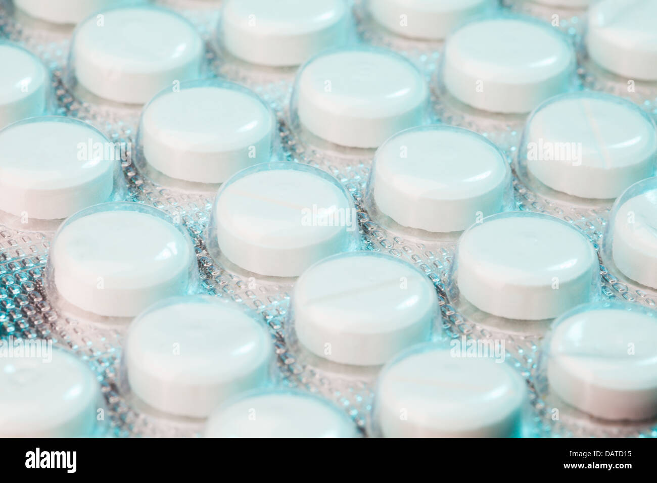 Close-up of plastic package with white drugs tablets Stock Photo - Alamy