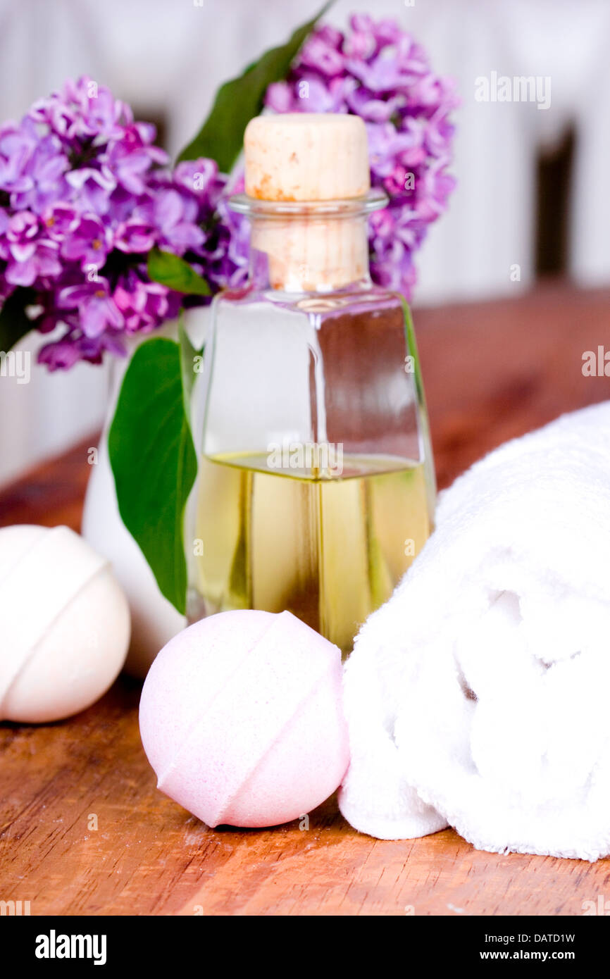 bath and spa items Stock Photo - Alamy