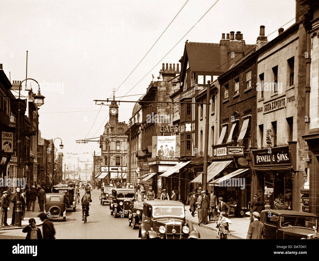 Doncaster High Street High Resolution Stock Photography and Images - Alamy
