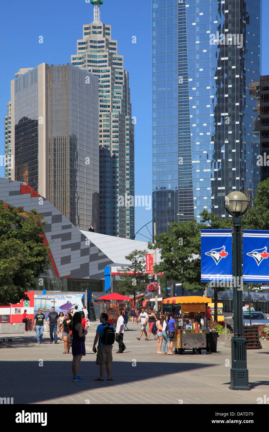 Downtown toronto street hi-res stock photography and images - Alamy