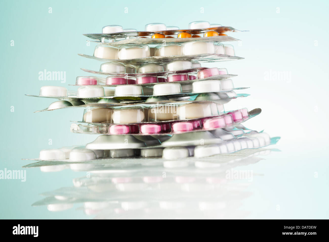 Drugs package hi-res stock photography and images - Alamy