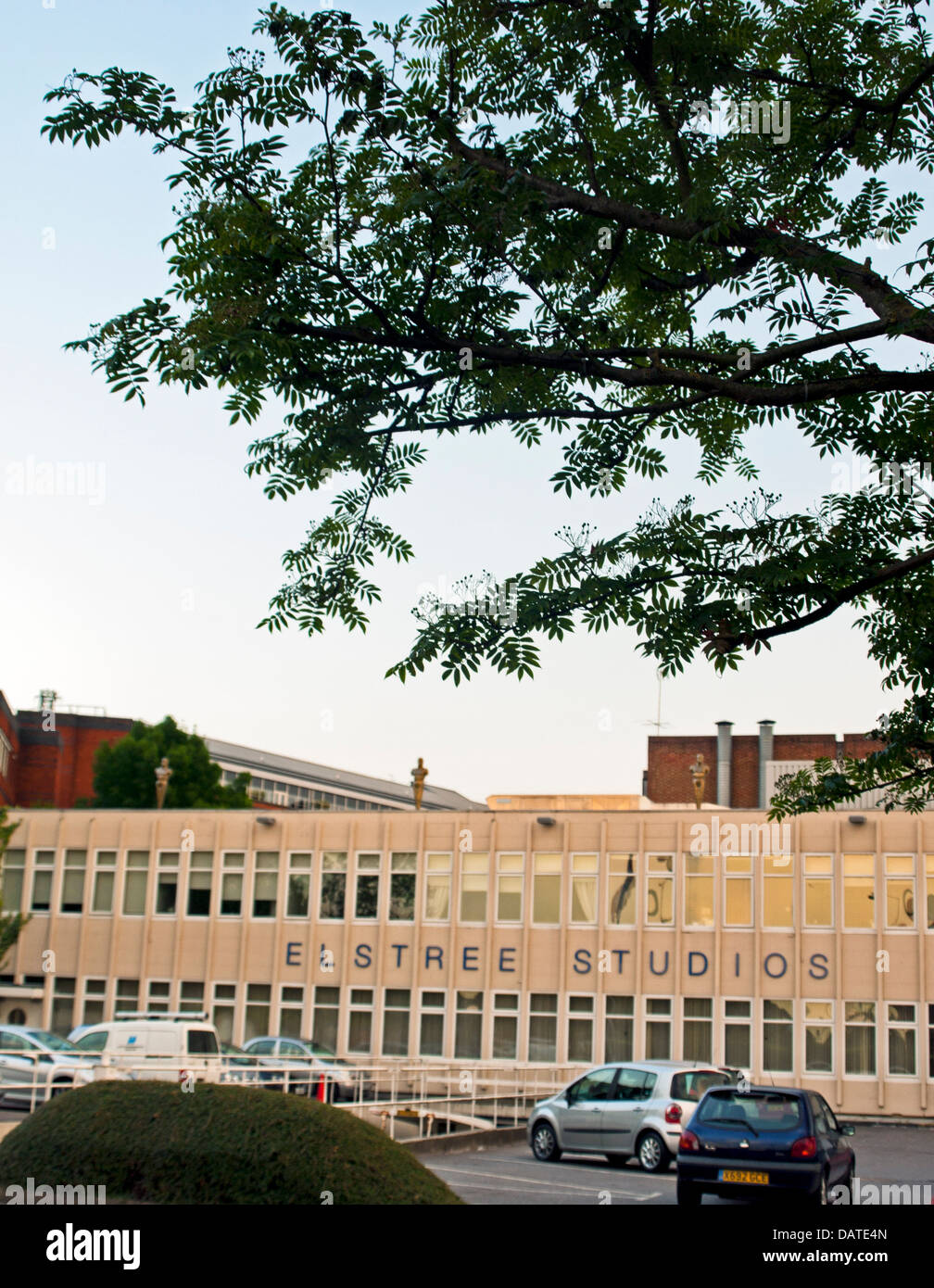 Elstree hi-res stock photography and images - Alamy
