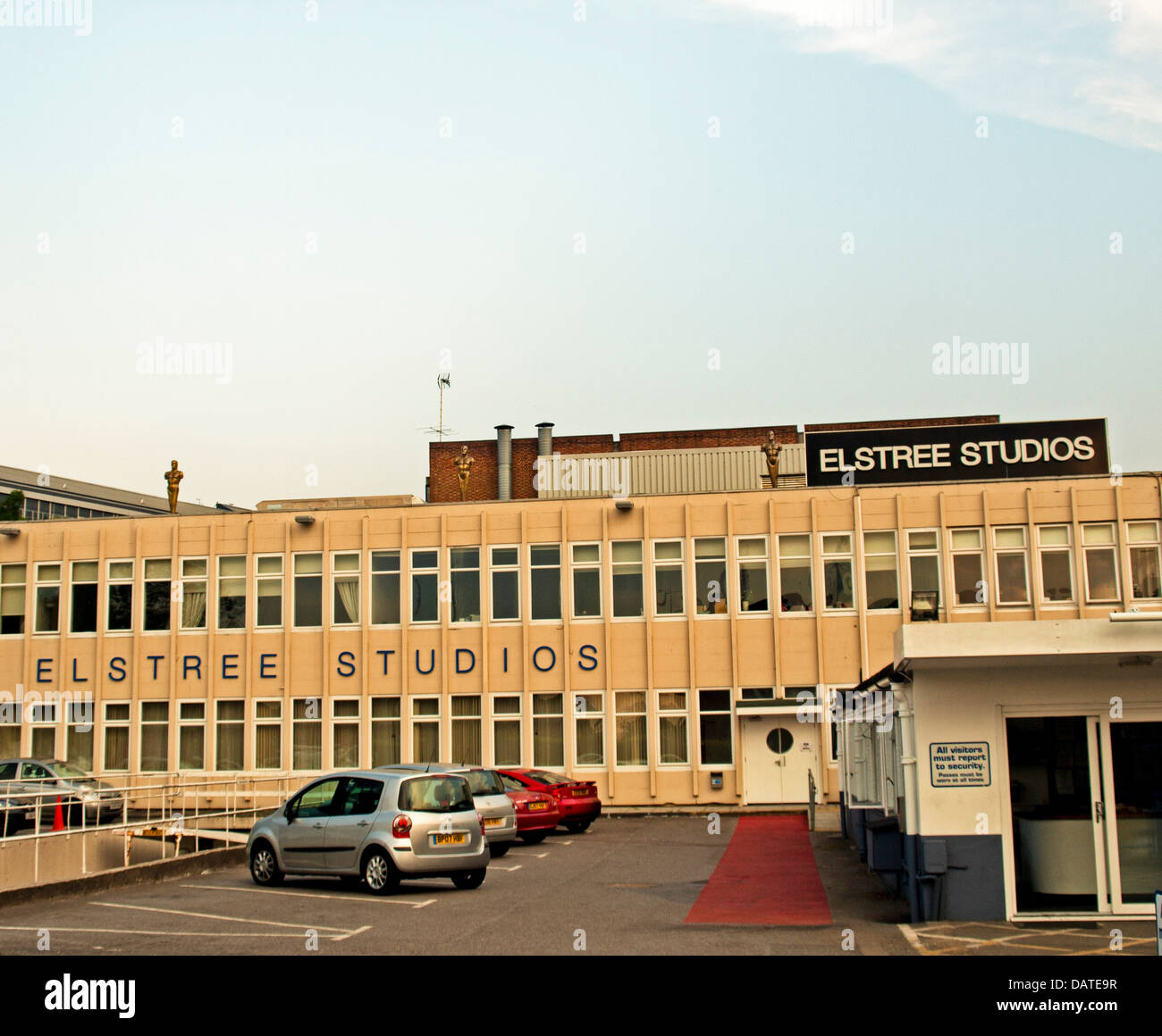 Elstree studios historic hi-res stock photography and images - Alamy