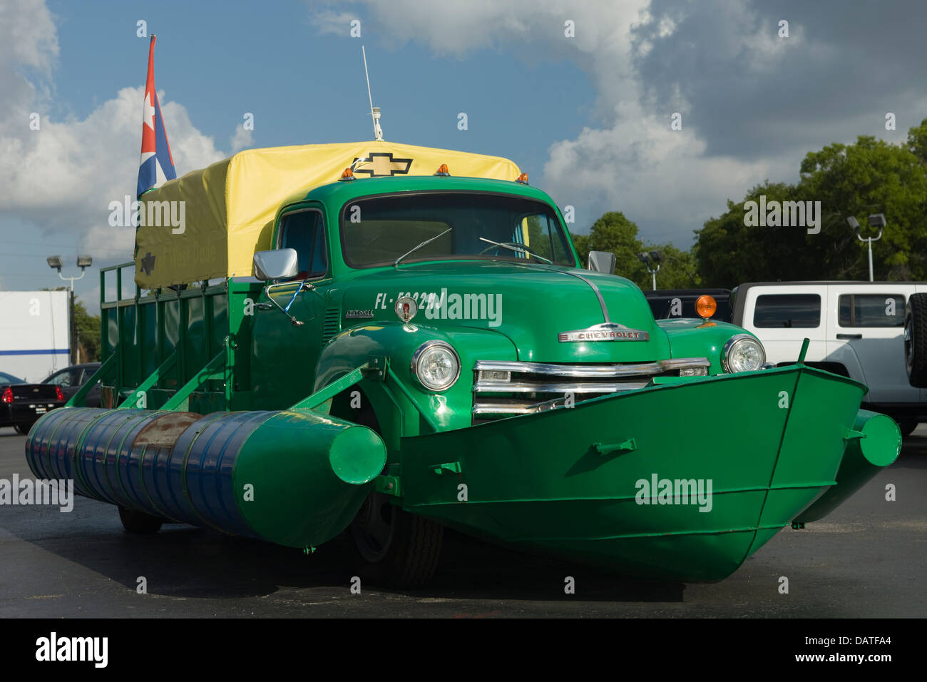 Cuban raft hi-res stock photography and images - Alamy