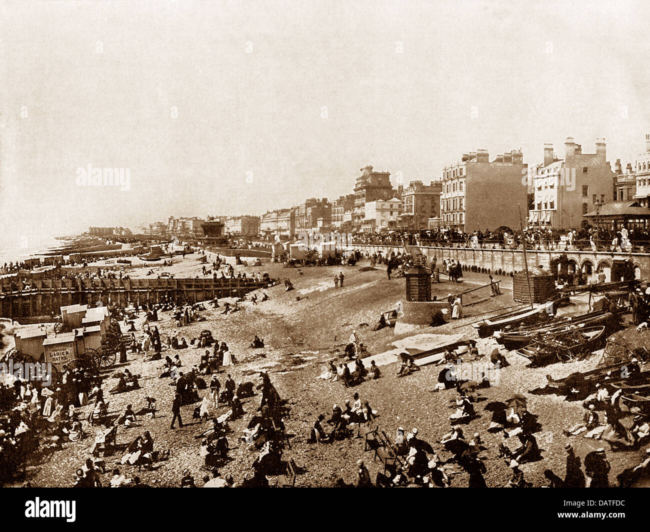 Brighton Beach early 1900s Stock Photo - Alamy