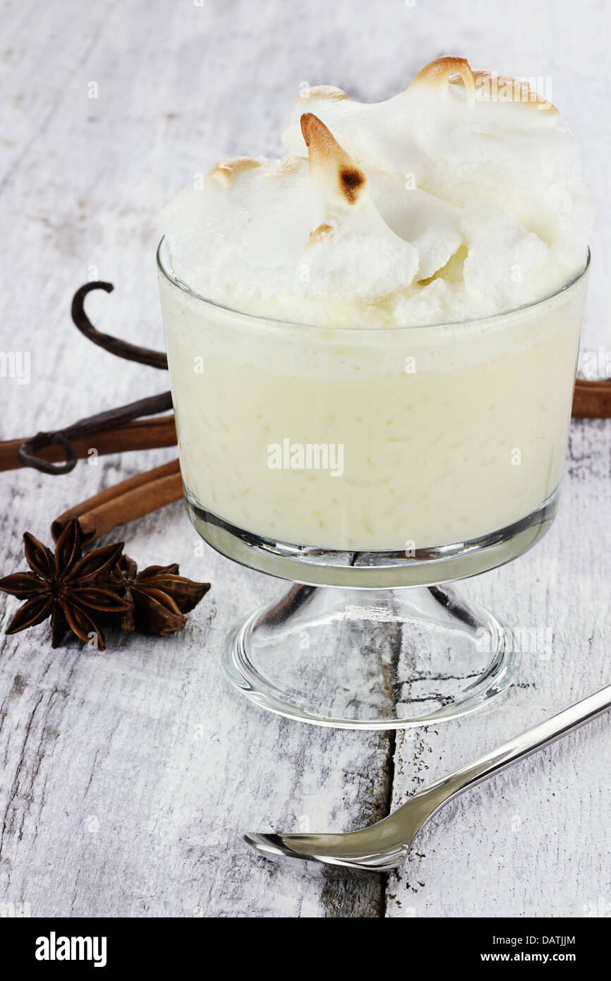 Rice pudding picture hi-res stock photography and images - Alamy