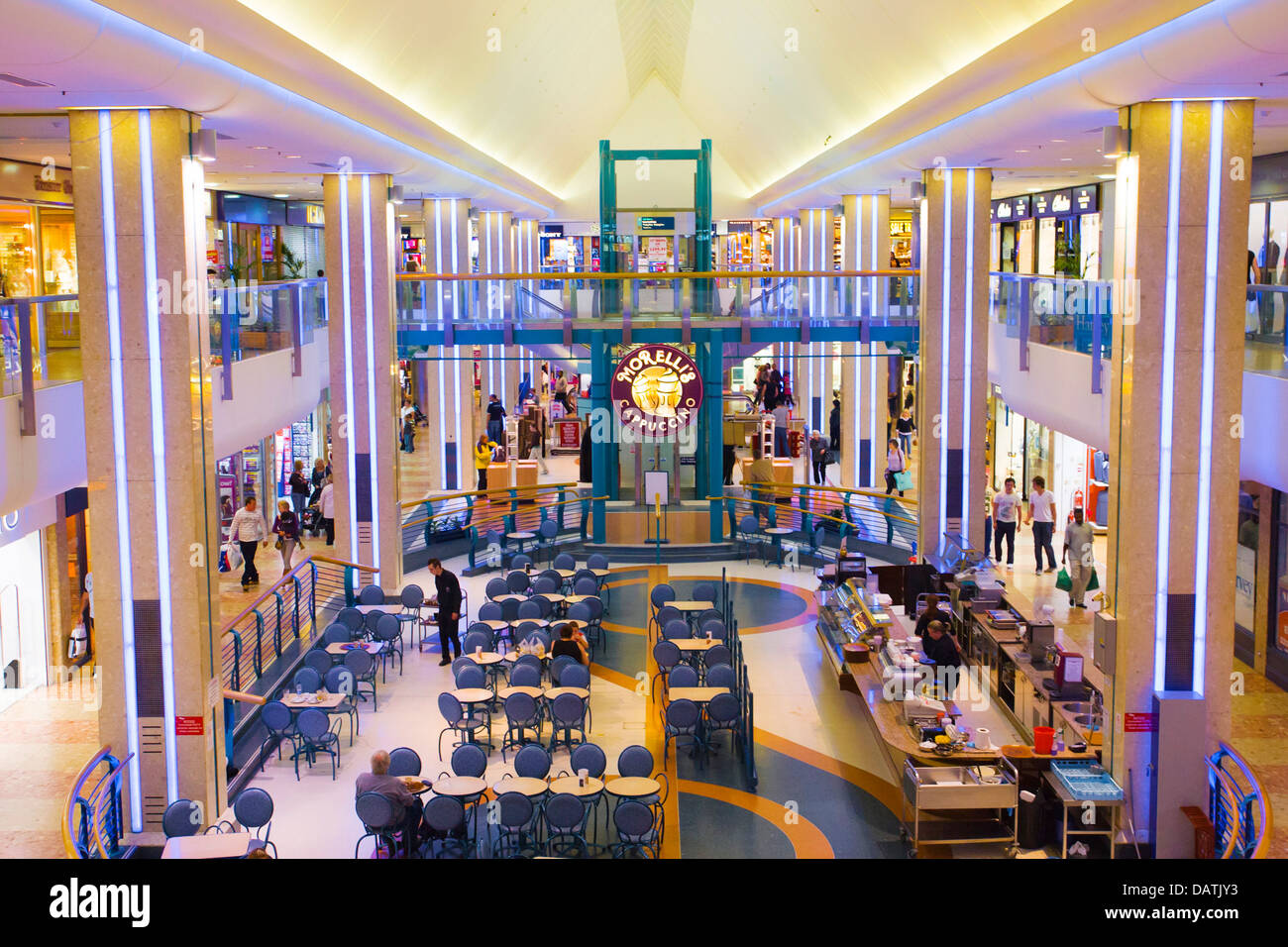 Harlow town centre hi-res stock photography and images - Alamy
