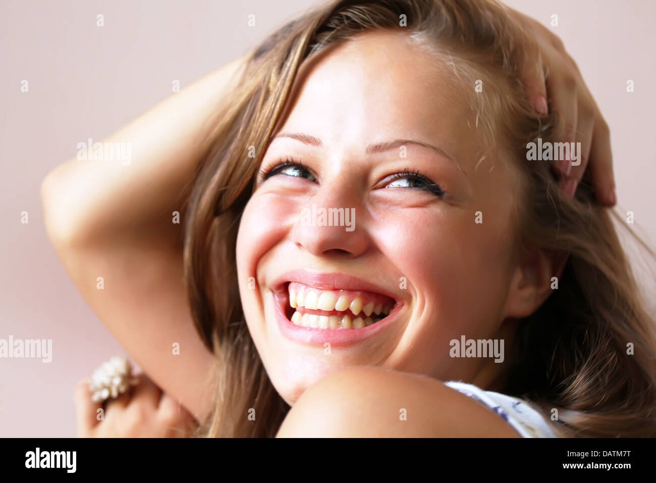 Portrait of beautiful happy girl Stock Photo - Alamy