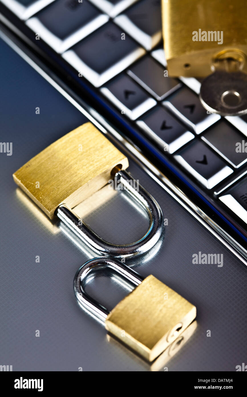 Chain and computer Stock Photo - Alamy