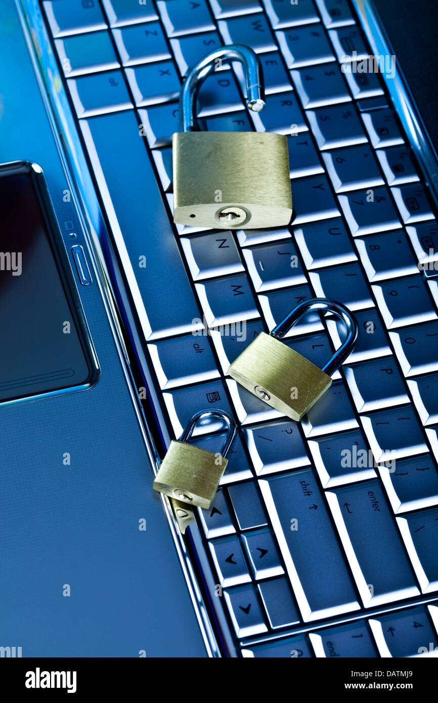 Chain and computer Stock Photo - Alamy