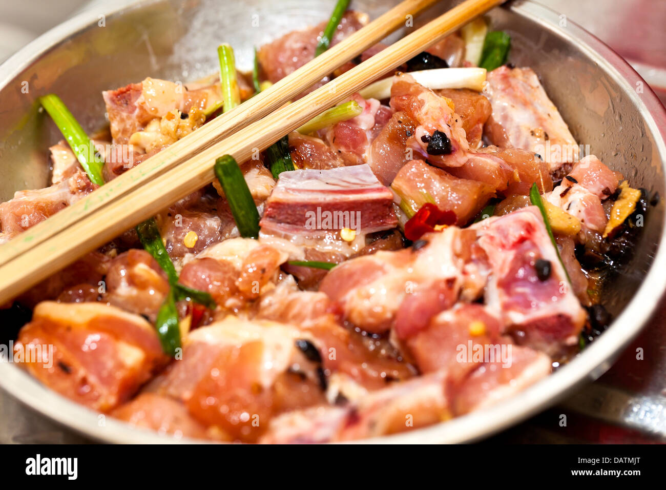 Chicken roast chinese style hi-res stock photography and images - Alamy