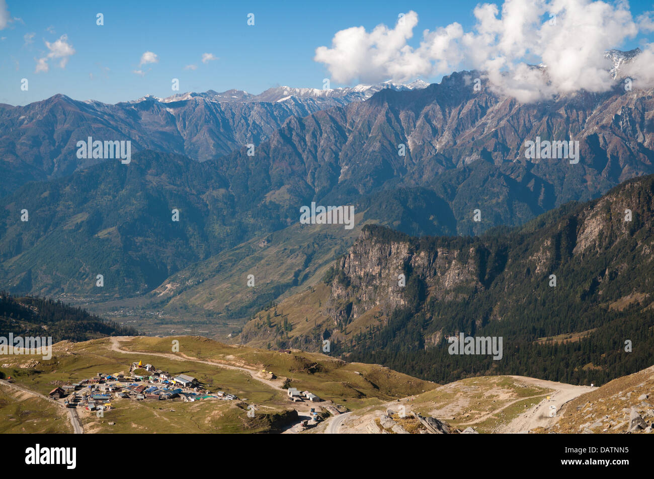 Manali to leh Stock Photo - Alamy
