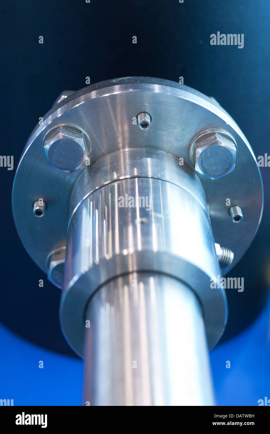 Steel flanges hi-res stock photography and images - Alamy