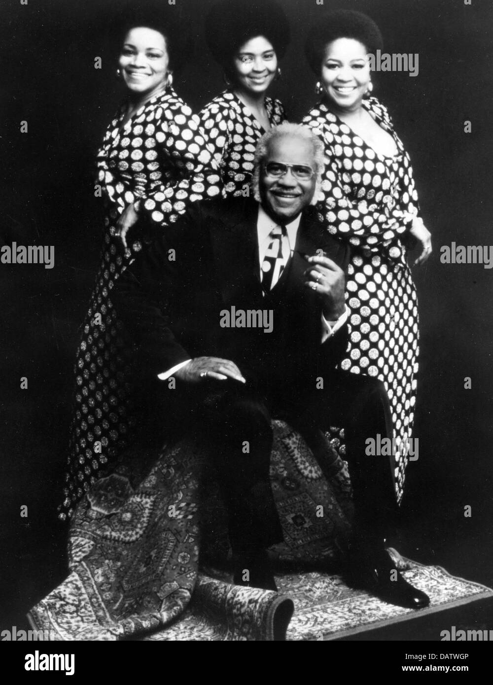 The staple singers hi-res stock photography and images - Alamy