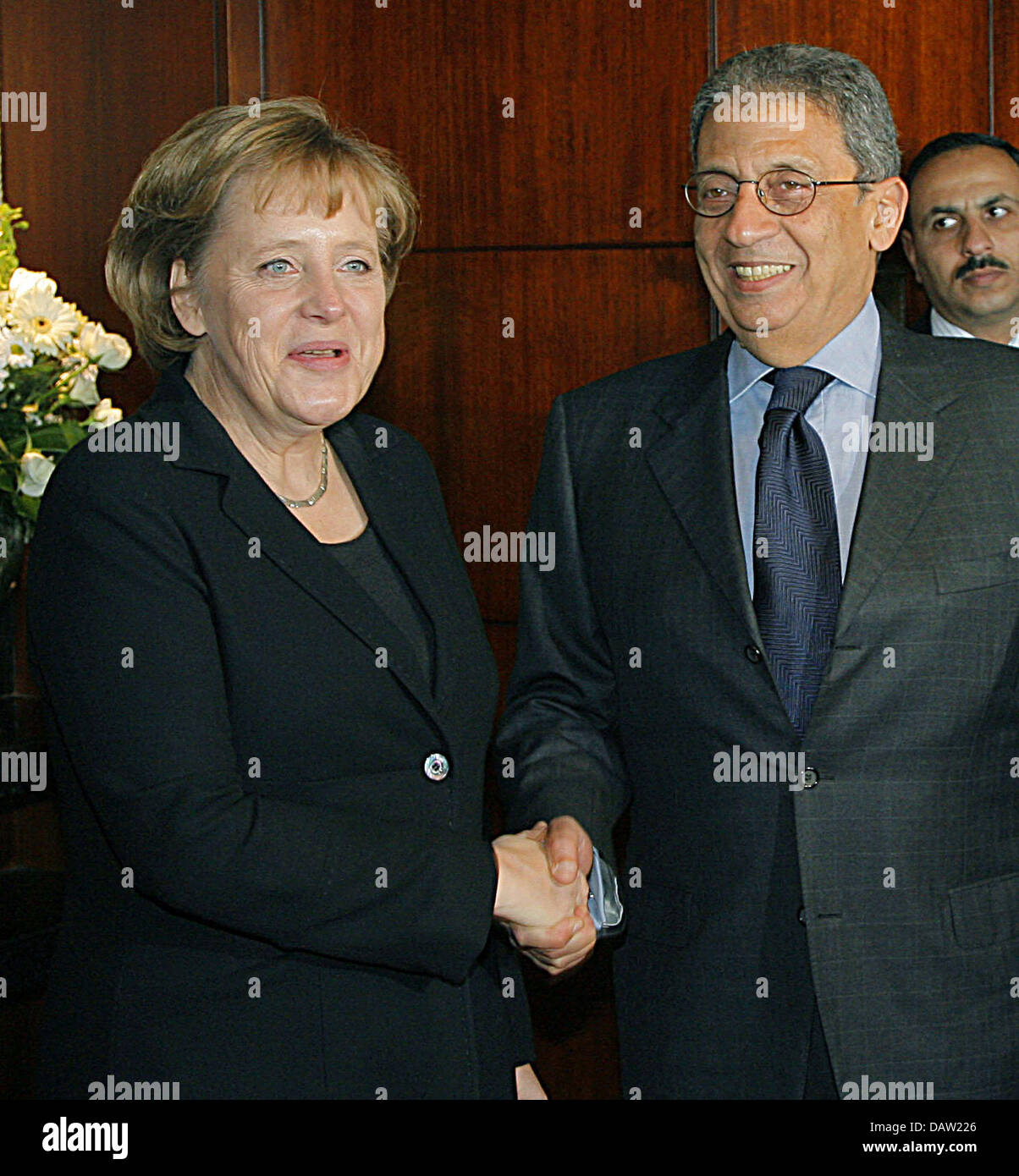 Politics pol diplomacy female politician smiling male handshake egypt ...
