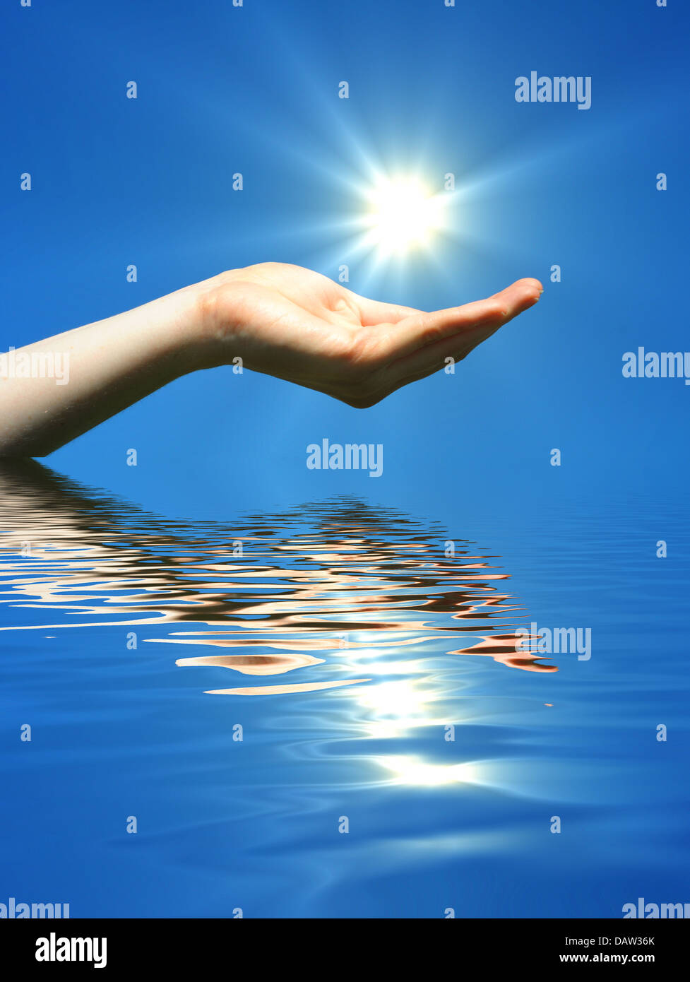 hand holding sun Stock Photo - Alamy