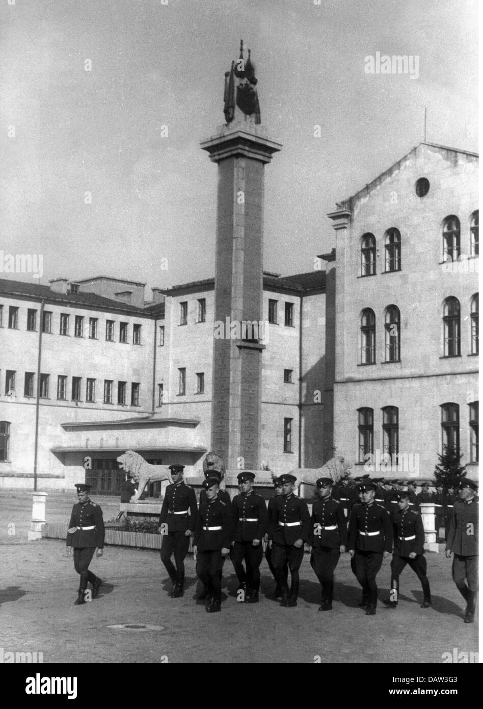 military, Russia, Frunze Military Academy, officer candidates in the ...