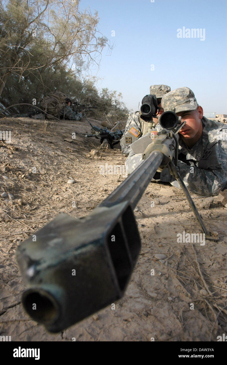Snipers of the 1st Battalion 68th Armour Regiment of the US Army get ...