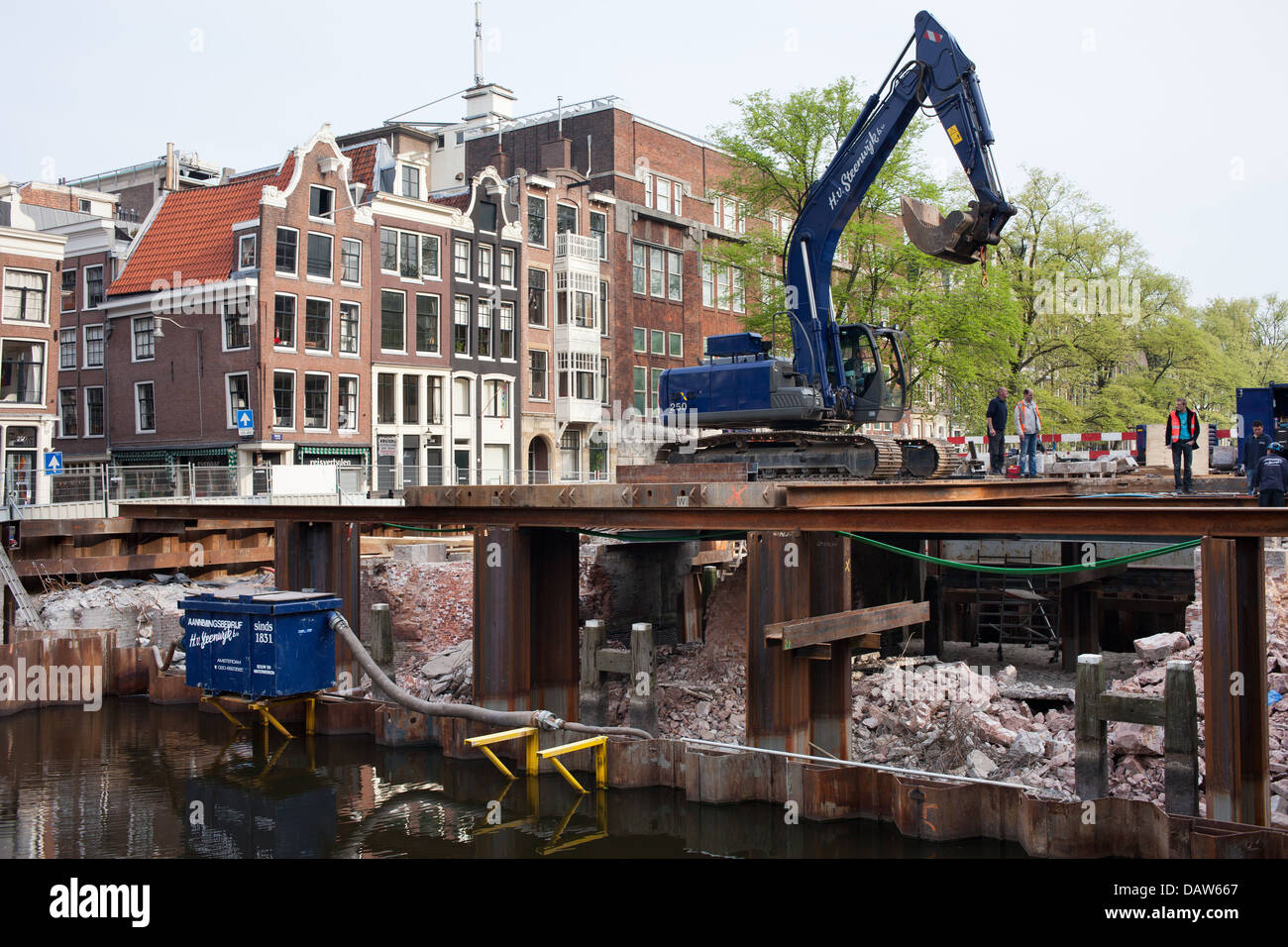 Construction site of a bridge over Singel canal in Amsterdam ...