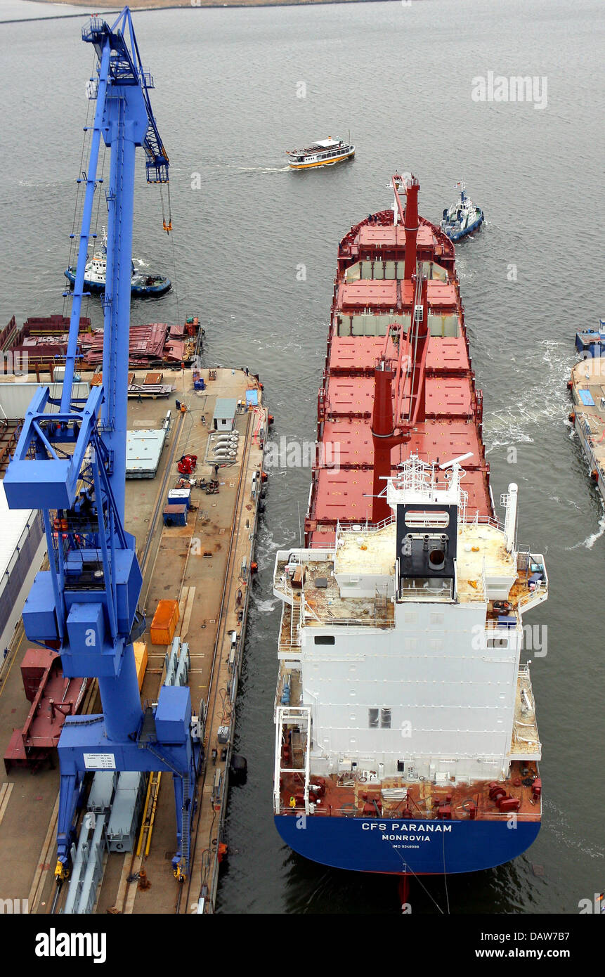 1700 ship hi-res stock photography and images - Alamy